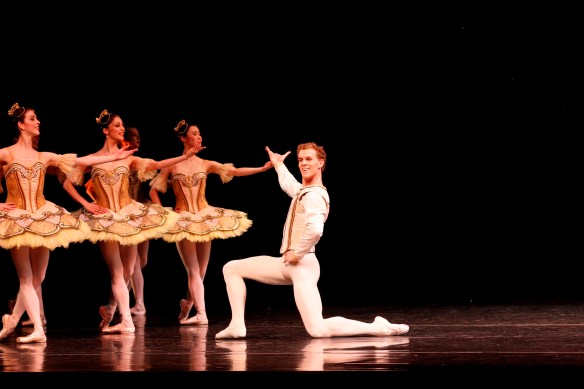The Australian Ballet: La Sylphide review – Man in Chair