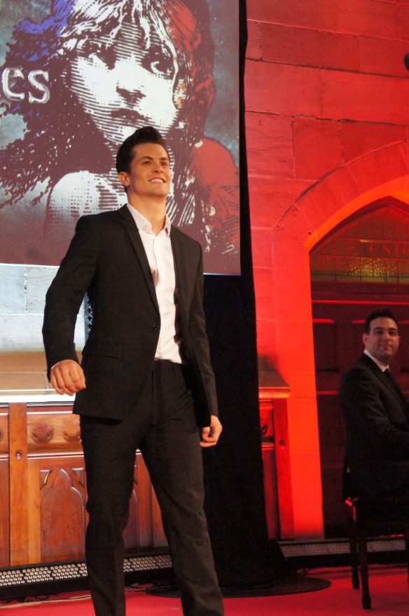 Les Misérables 2014 Melbourne Cast Announced – Man in Chair