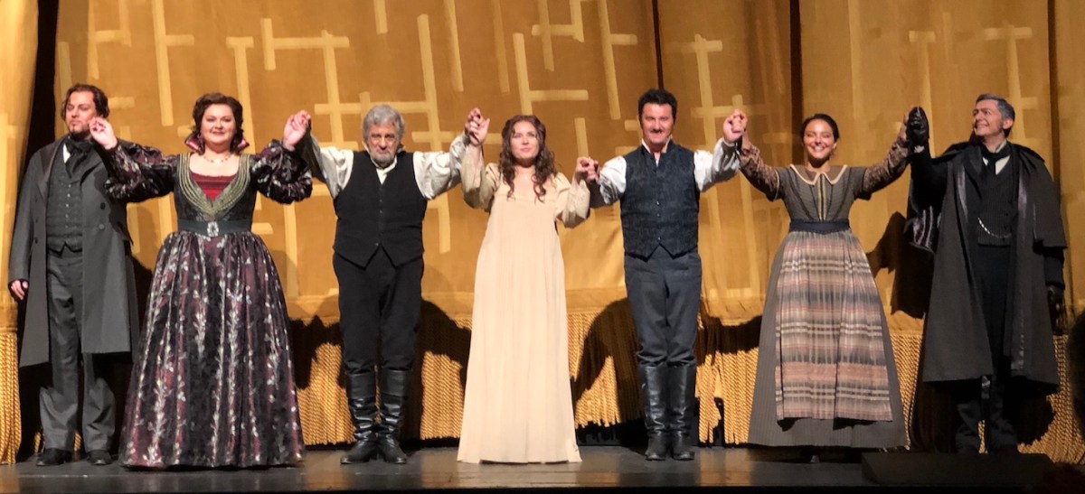 Met Opera: Luisa Miller review – Man in Chair