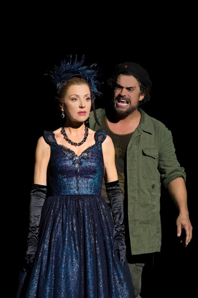 Opera Australia: Evita review [Melbourne] – Man in Chair