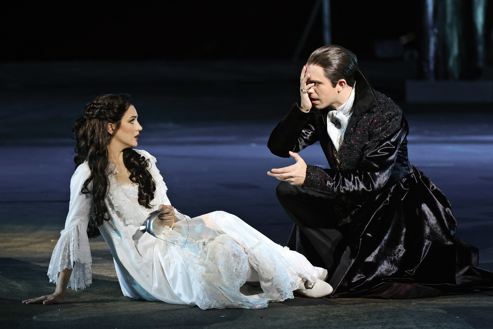 Handa Opera on Sydney Harbour: The Phantom of the Opera review – Man in ...