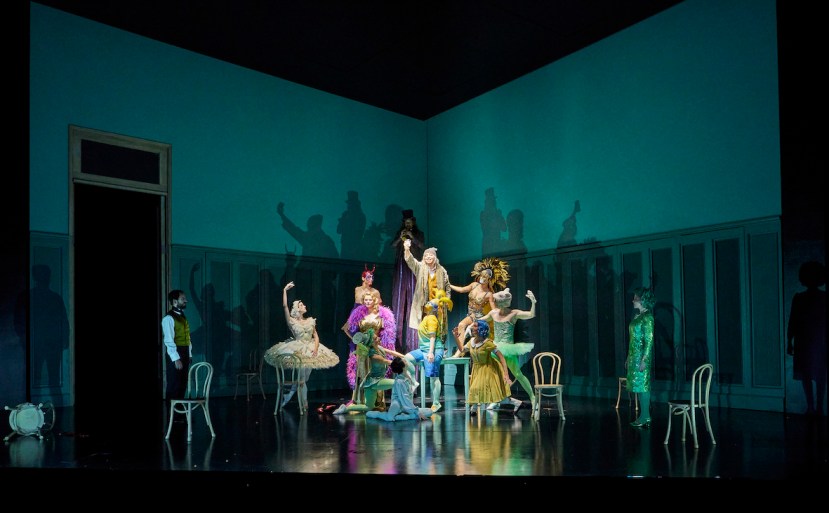 Opera Australia: The Tales of Hoffmann review [Sydney 2023] – Man in Chair