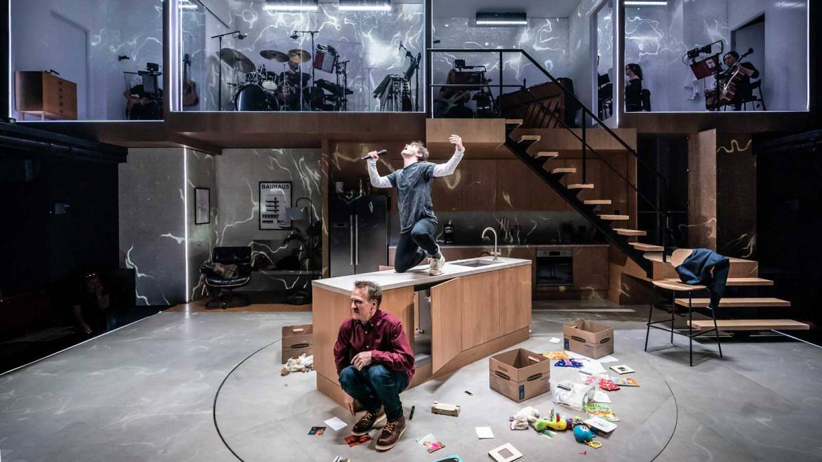 Next to Normal review [London 2024] – Man in Chair