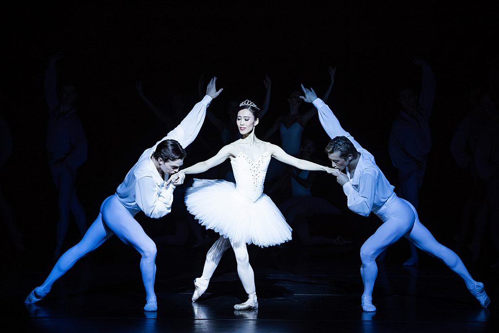 The Australian Ballet: Études / Circle Electric review [Melbourne ...