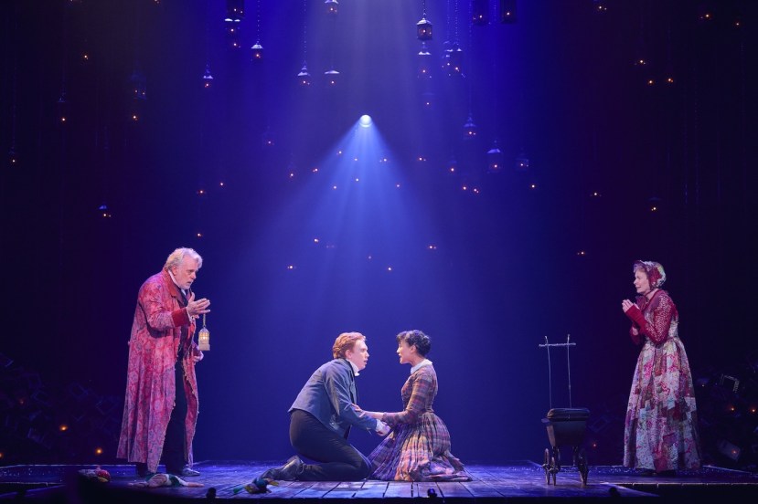A Christmas Carol review [Melbourne 2024] – Man in Chair