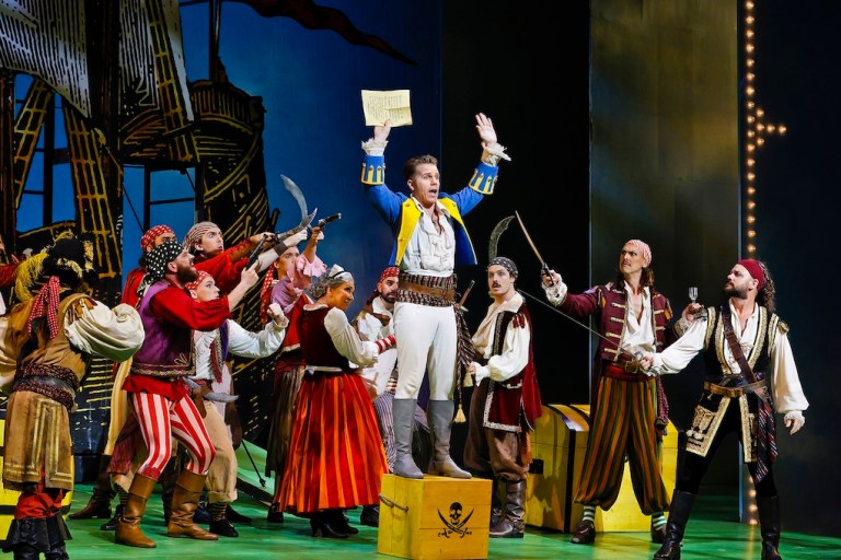Victorian Opera: The Pirates of Penzance review [Melbourne 2026] – Man ...
